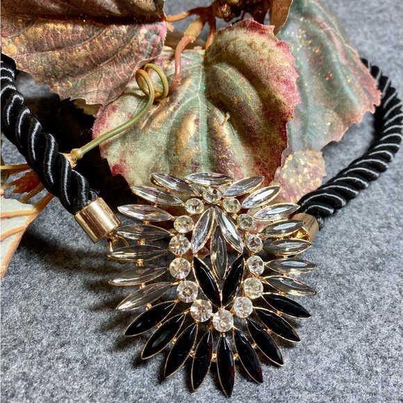 Darice | Jewelry | Black And White Marquis Pendant On Black Twisted ...